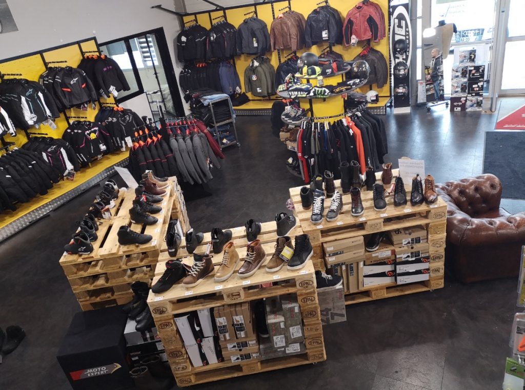 Moto Expert se déploie dans son nouveau magasin - Auto-Moto Magazine