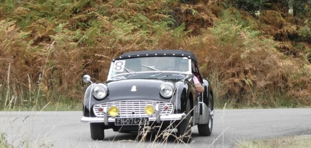 Montée Historique - Auto-Moto Magazine