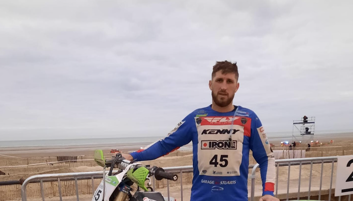 Morgan Jacquelin surfe l'Enduropale du Touquet - Auto-Moto Magazine